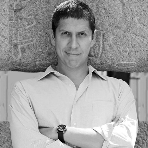 Mauricio Paredes (1972). Chile